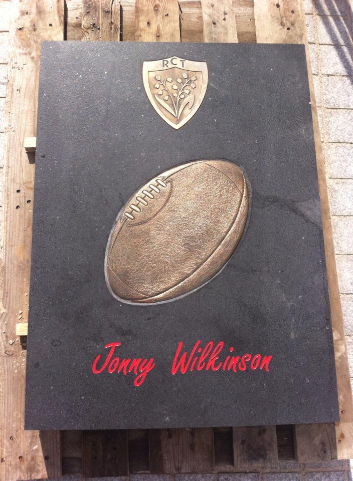 Photos: Découvrez les plaques des joueurs emblématiques du RCT ! - Blog RCT