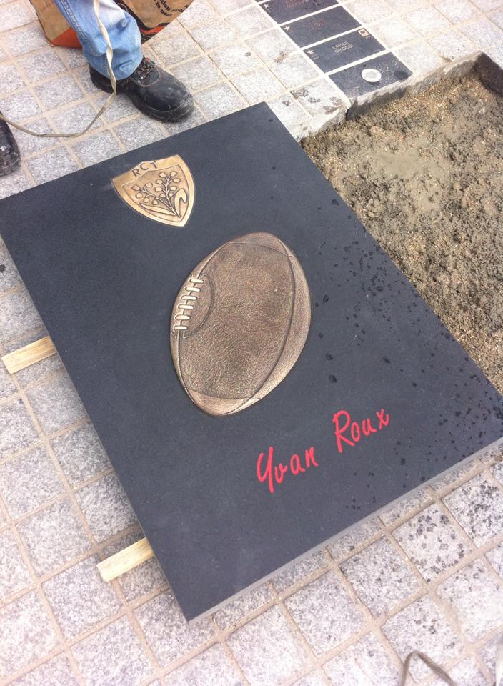Photos: Découvrez les plaques des joueurs emblématiques du RCT ! - Blog RCT