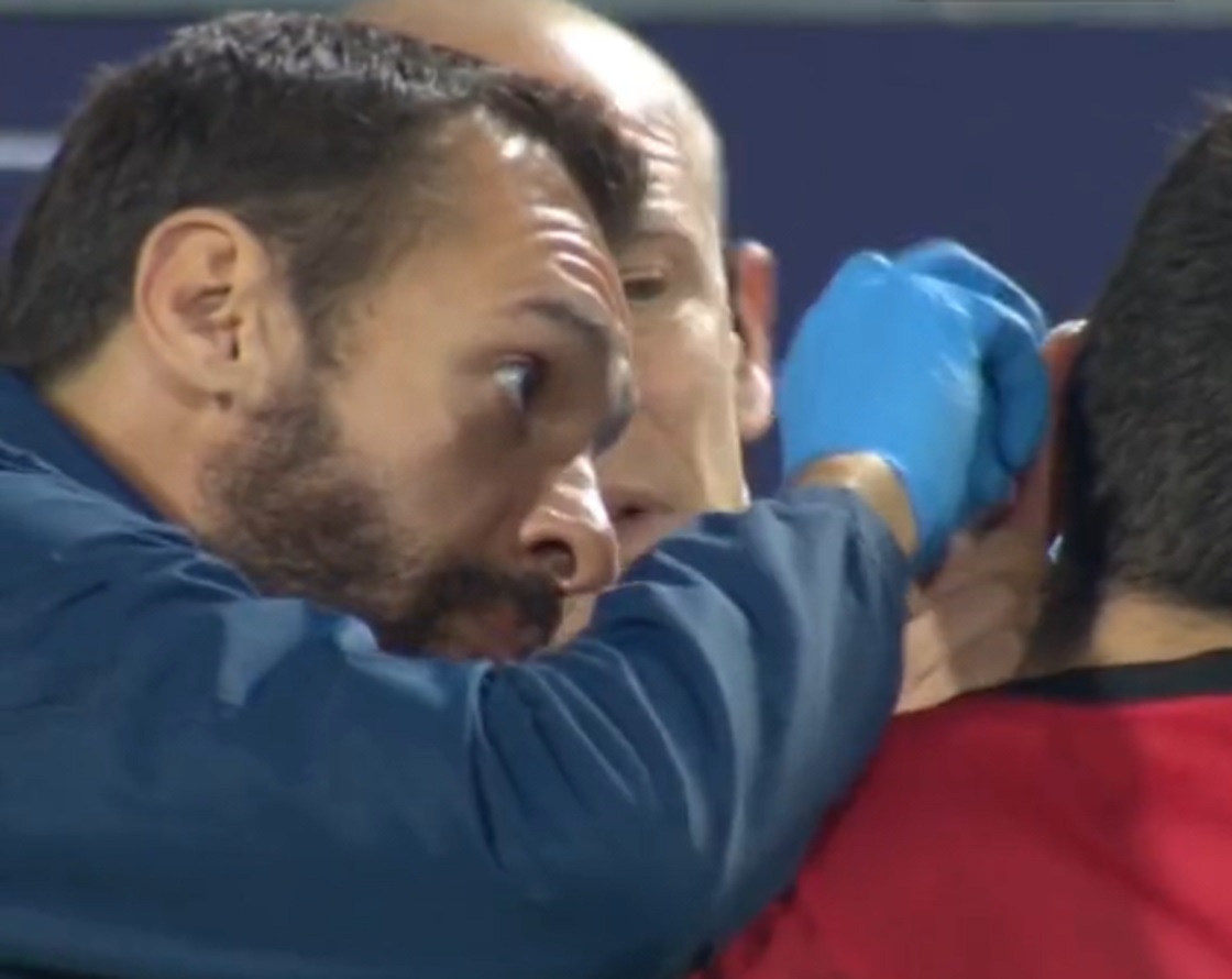 VIDEO INSOLITE – Quand l’arbitre Luc Ramos se retrouve avec une ...