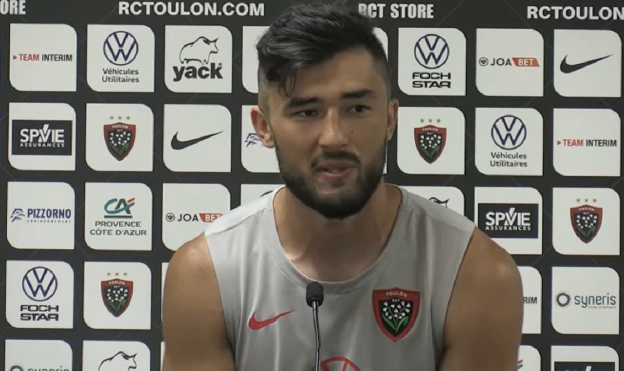 Atila Septar : "S'il est meilleur que moi, il jouera, c'est normal ...