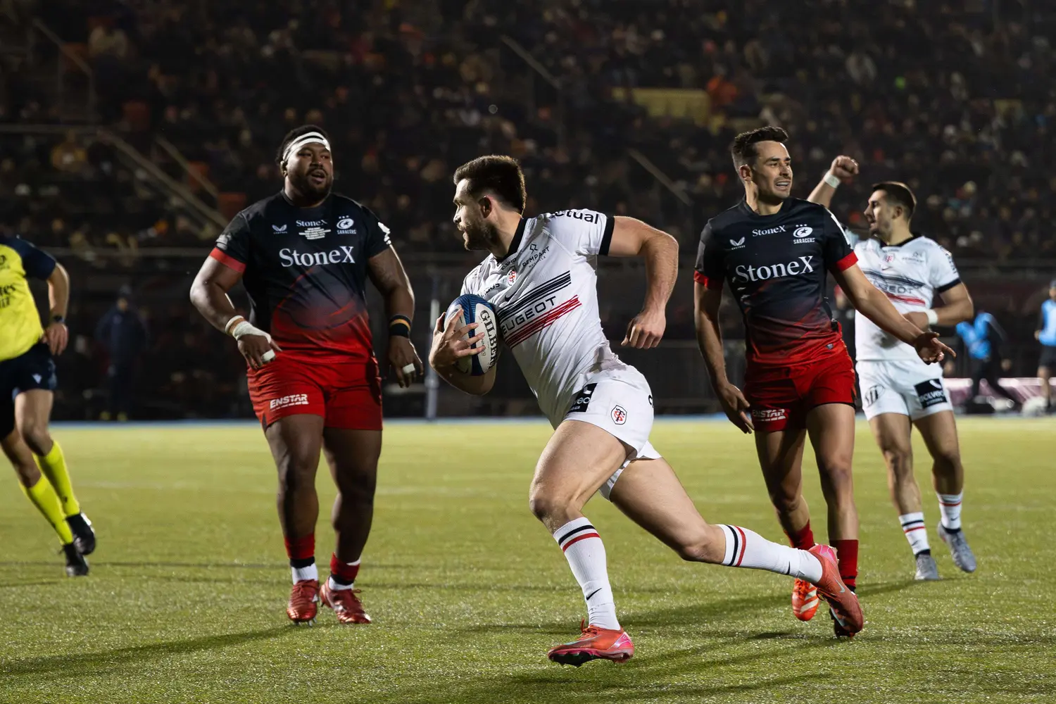 Grosse polémique autour du maillot blanc porté par le Stade-Toulousain ...